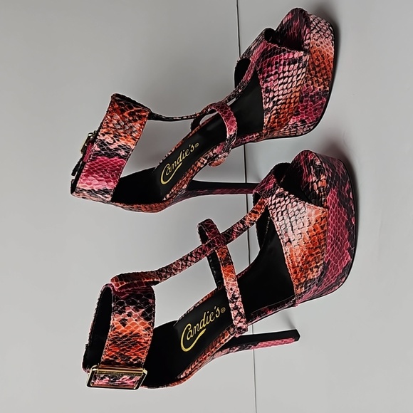Candie's | Shoes | Candies Platform Heels 6 | Poshmark